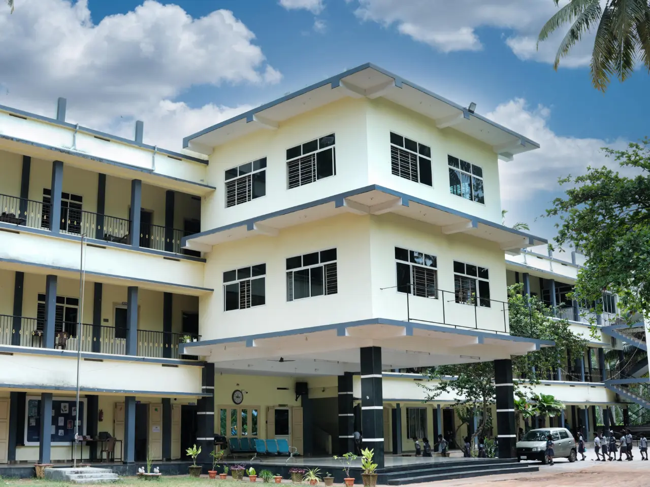 Home | Bharath CBSE School